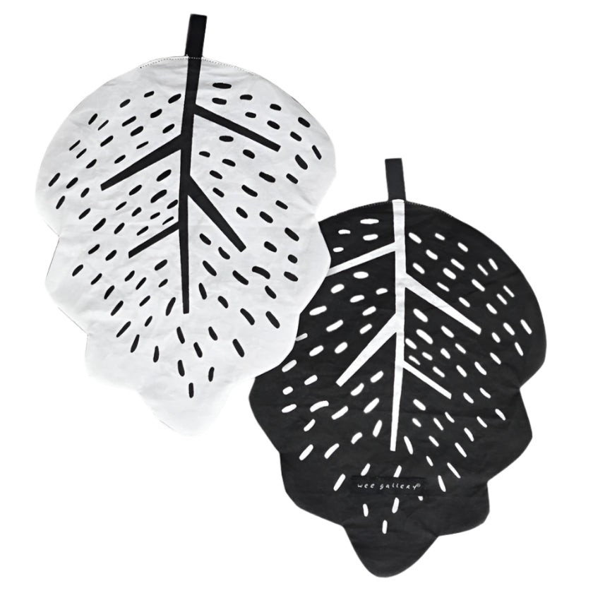 Organic Crinkle Toy - Leaf – HoneyBug